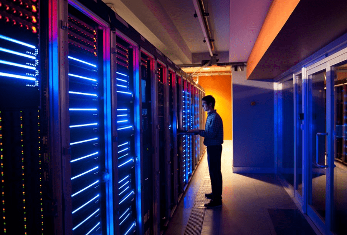 Improving IT Infrastructure: The Role of Server Racks